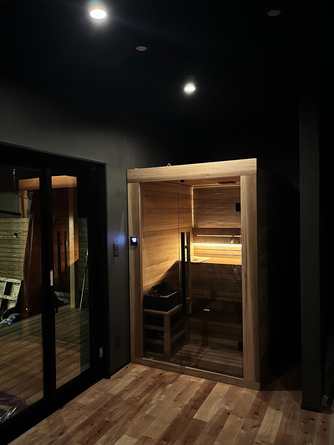 家庭用/業務用サウナストーブ | PSE認証済みの電気式(200V)